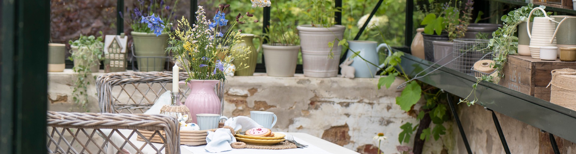 The well-set table - Kampagner - Products